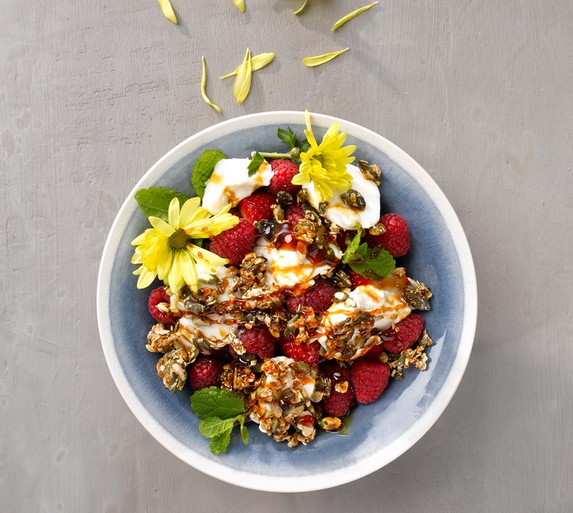 Bringebær, müsli, malt og sitrontimian | Appetitt