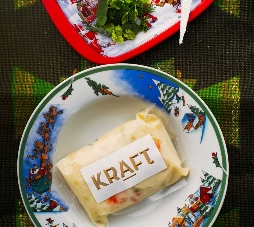 Akkar «ramen» Chawanmushi, vårløk og koriander | Appetitt