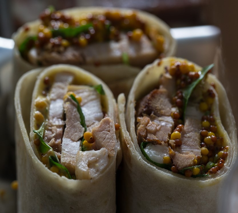 Ribbe i lefse med sennep og brønnkarse | Appetitt